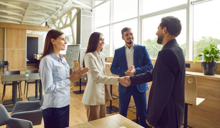 Relaciones Laborales: Importancia, beneficios y tipos